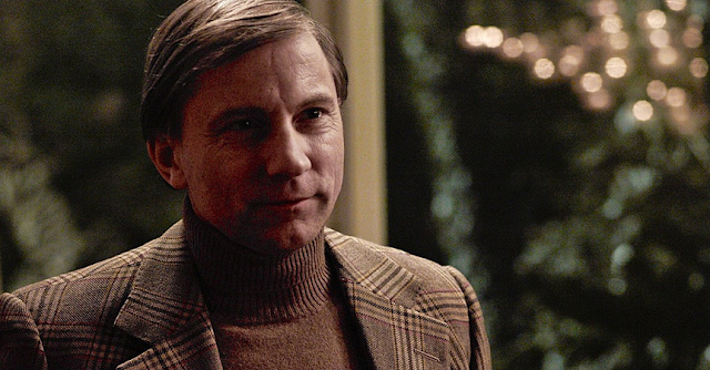 我們活在不同的世界: 鍋匠、裁縫、士兵、間諜：角色介紹