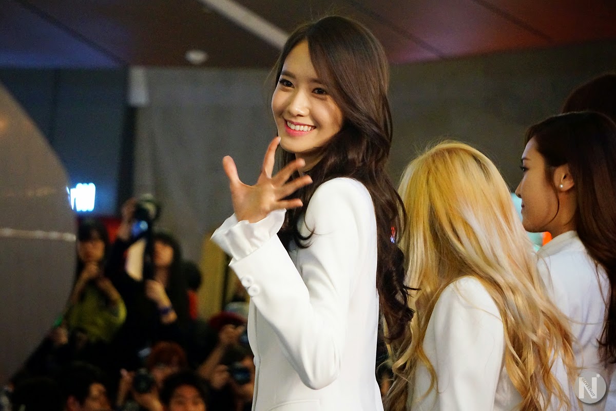 Yoona - Smiling Goddess | Beautiful Korean Artists
