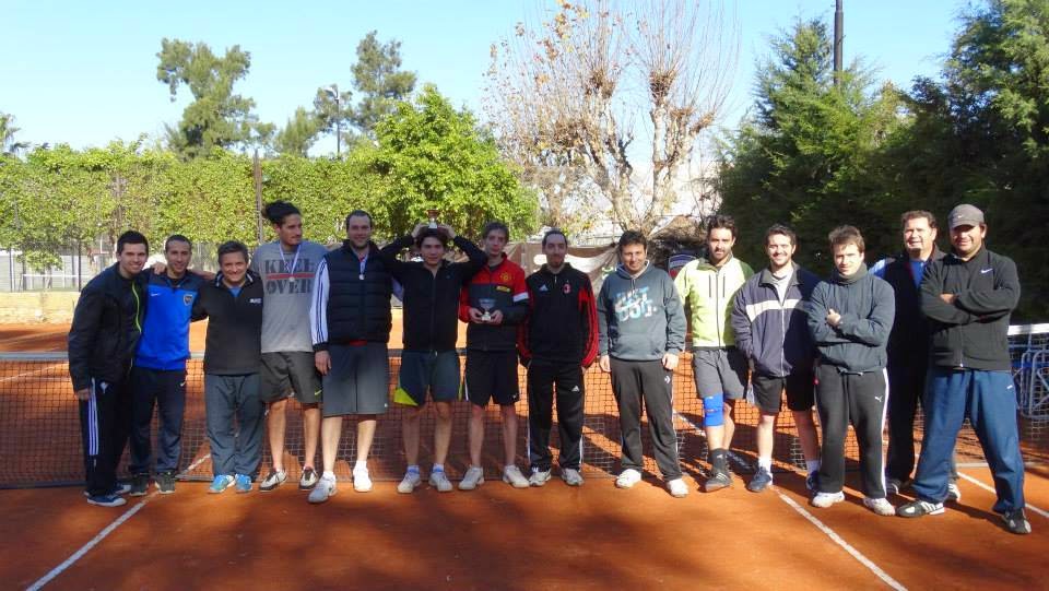 ESCUELA DE TENIS EN RAMOS MEJIA: Nace Los Aromos Tenis