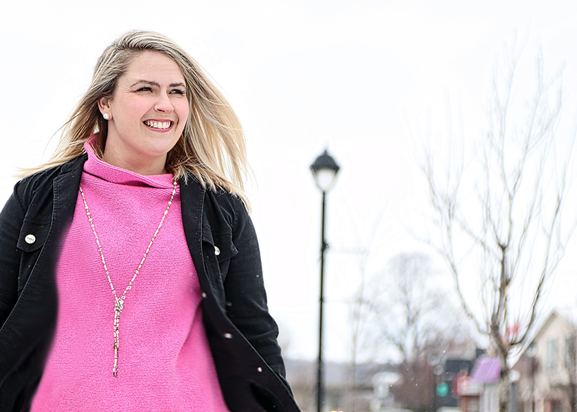 Greattakes: Kate is starting her new career with Remax!!