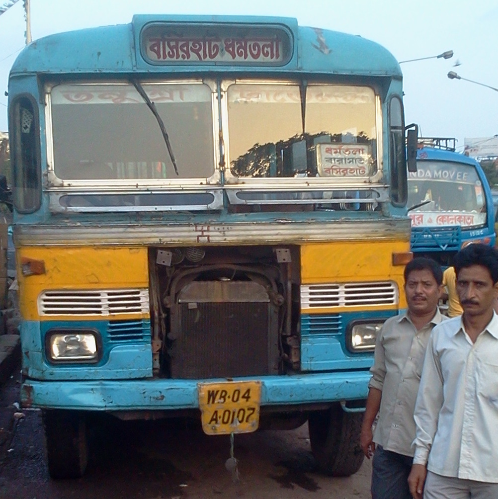 International Gypsy: The Drivers Guide to India. all things Transport