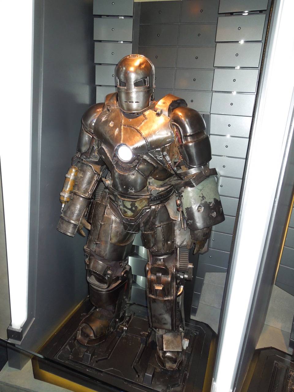 Hollywood Movie Costumes and Props: Iron Man 3 Mark I suit on display ...