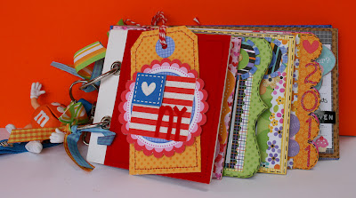 Doodlebug Design Inc Blog: Blog Diva: Monique's New York Mini Album