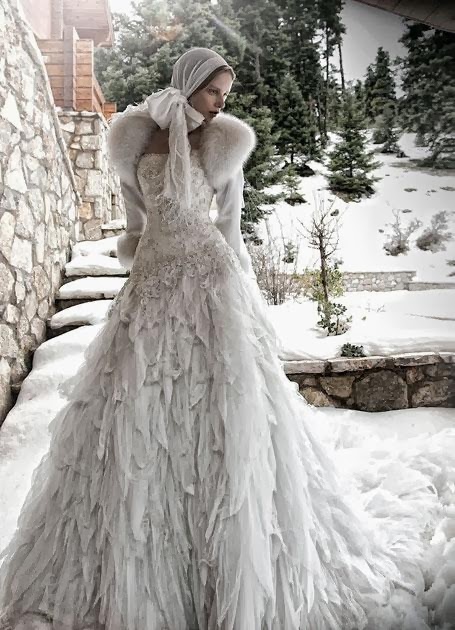 BRIDE CHIC: 9 PERFECT DRESSES FOR WINTER WEDDINGS