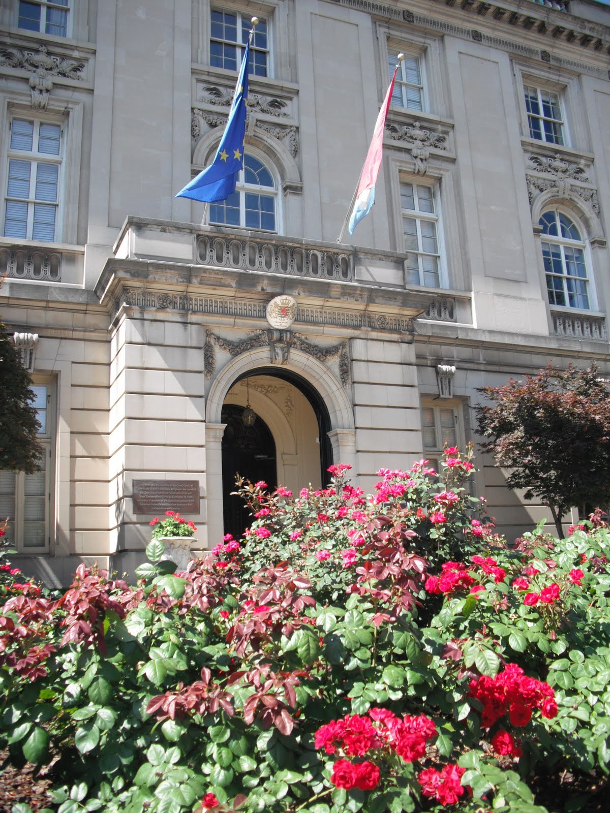 bensozia: Embassy Row