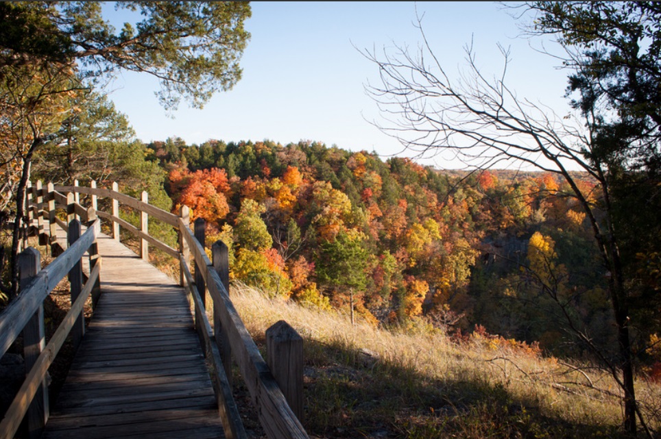 Gorgeous Fall Colors All Over the Lake of the Ozarks