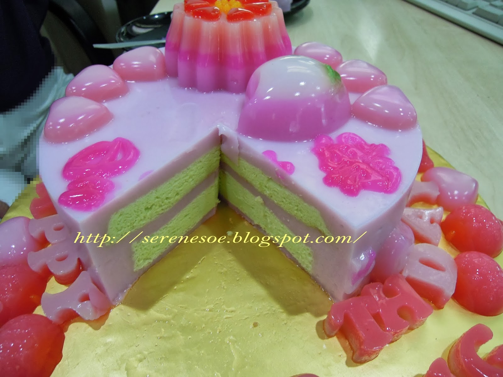 微笑的彩虹: Yam Layer Cake & 酸奶燕菜蛋糕