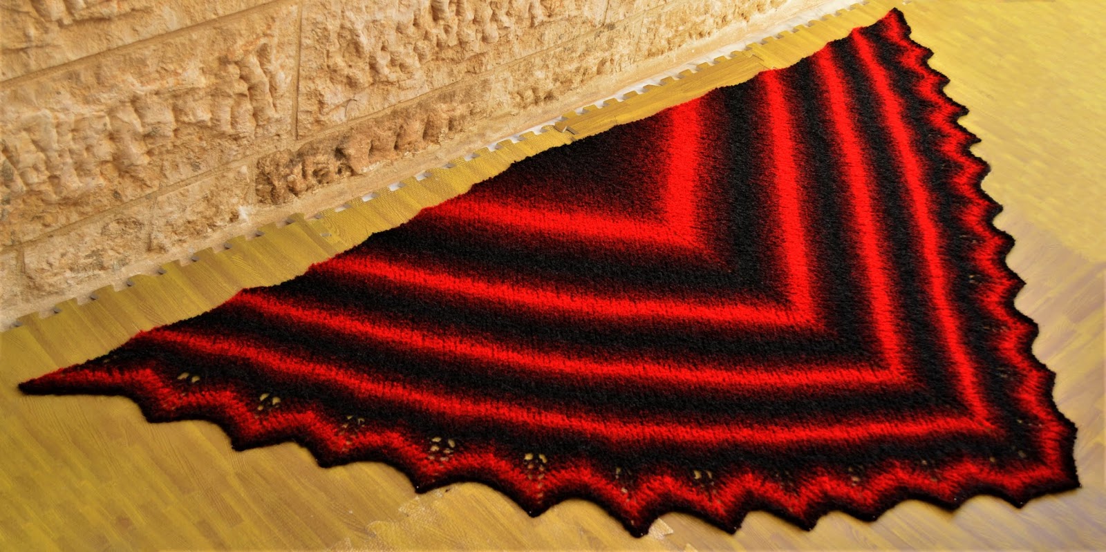 Blood Bat Shawl ~ Wiam's Crafts