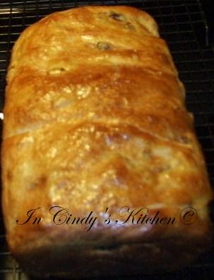 In Cindy's Kitchen: Multigrain Breads: Raisin-Swirled & Honey Wheat