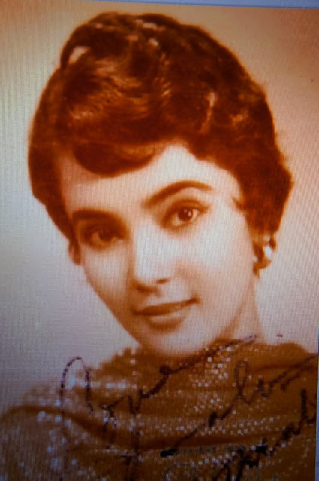 Miss AMALIA FUENTES: The "SUPREME QUEEN" Of Philippine CINEMA !: 9- Ms ...