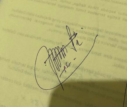 Hal ini berarti dengan melihat masa lalu. Atau dengan pandangan pada ...