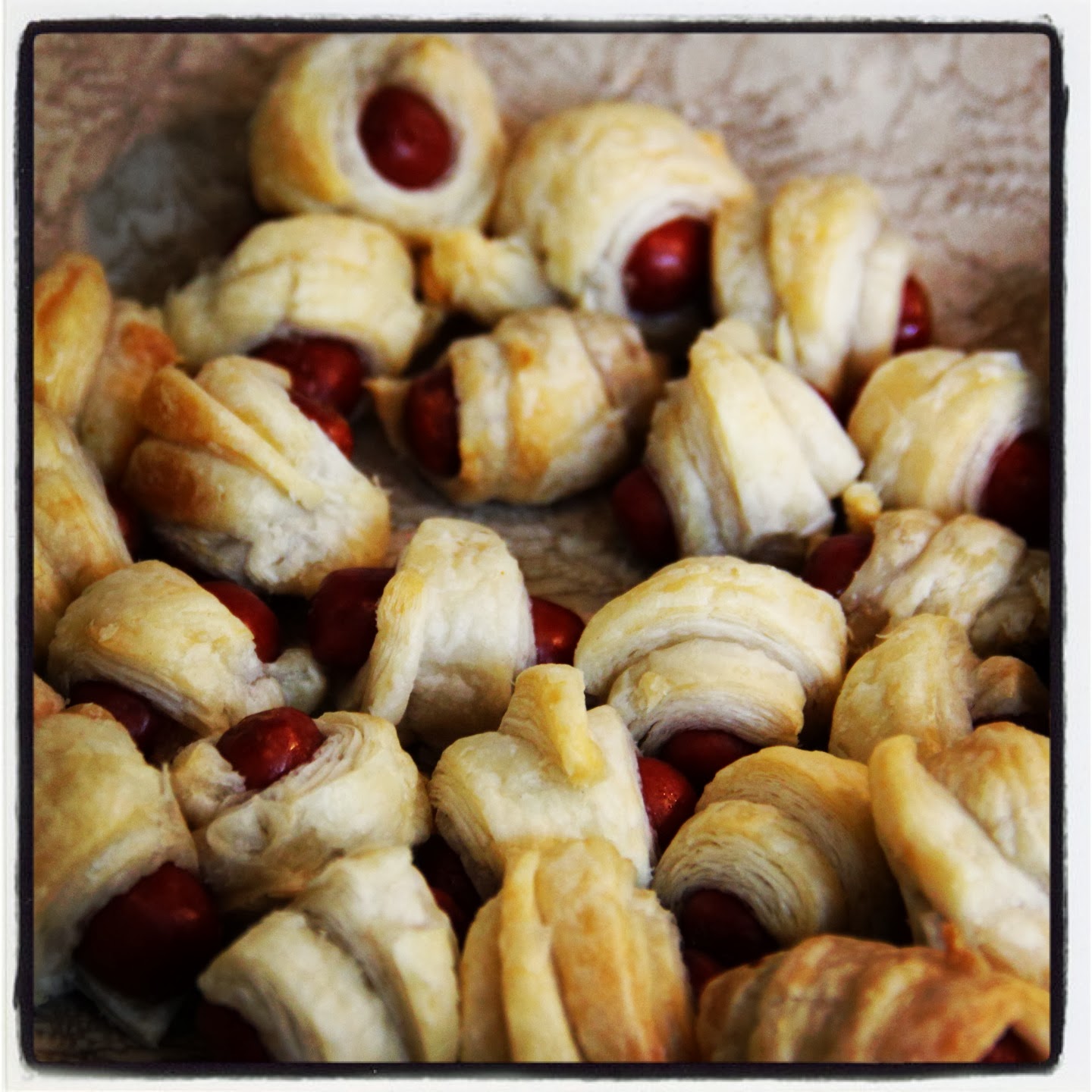 De smaak van Cécile: Cocktailworstjes in bladerdeeg