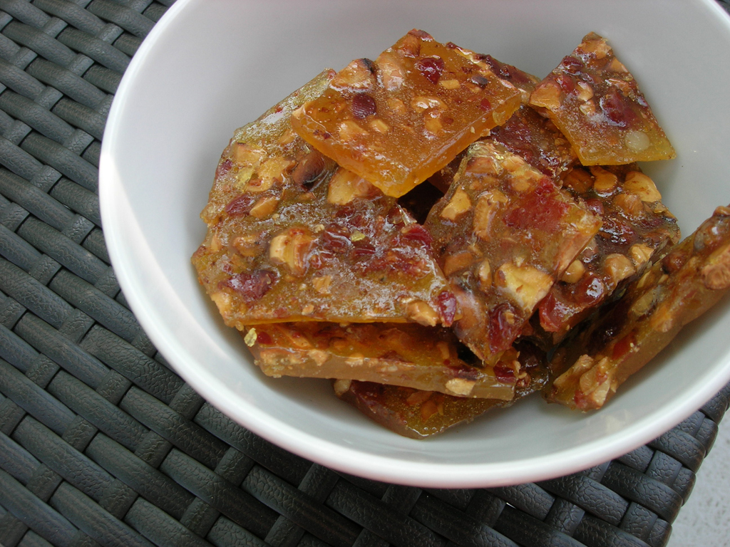 Carotte & Lychee: Recette : caramel croquant aux cachous et bacon