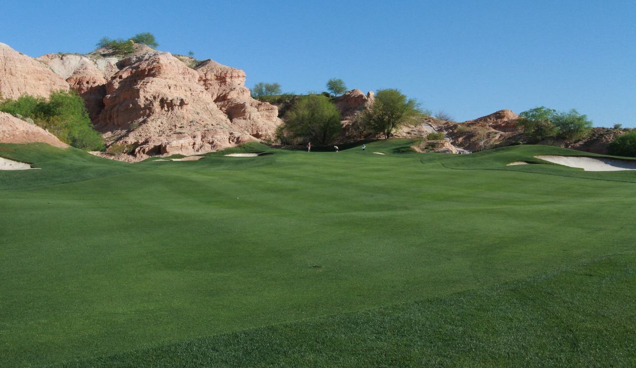 Kristazio on Golf: Wolf Creek Golf Club - Holes 1 to 3