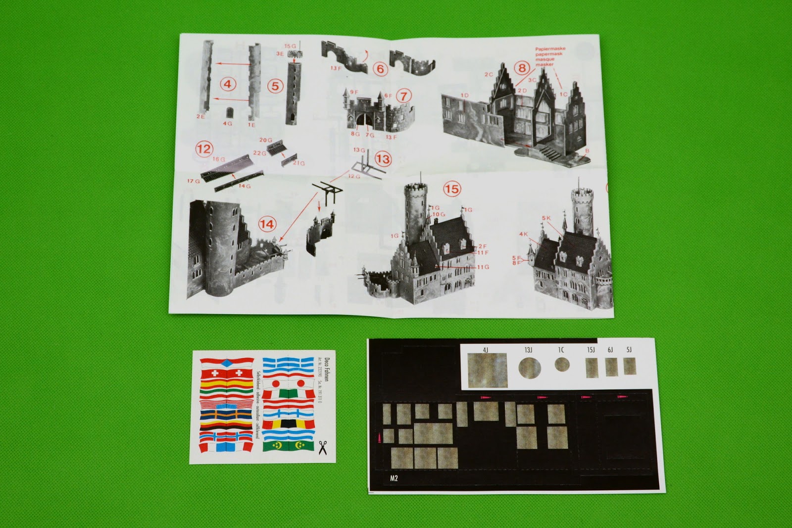 My Miniature Worlds: Faller 232242, N-scale moated castle