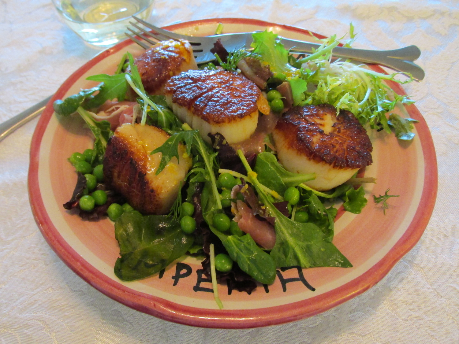 Everything Coastal: Spring Scallop Salad- Super Easy!