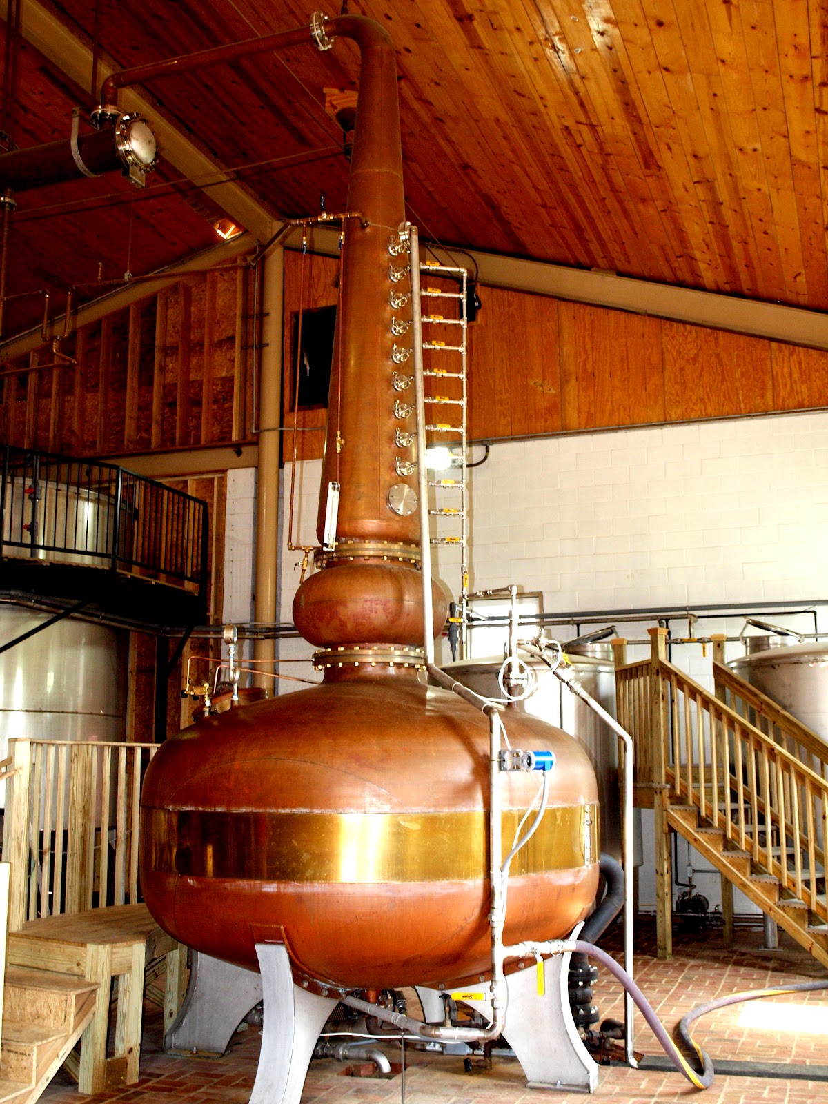 TAKIN BETZ: KENTUCKY BOURBON DISTILLERY