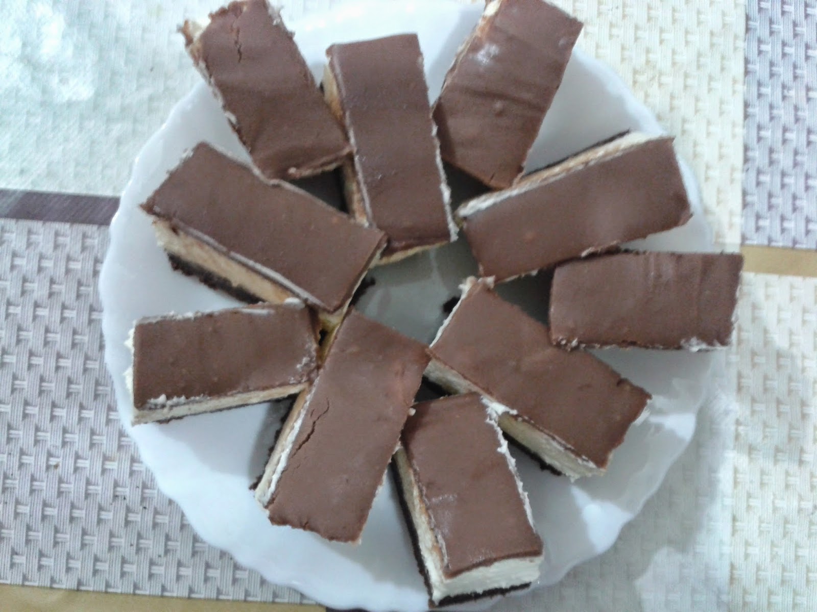 Reteta de acasa: Prajitura Creme-a-Creme