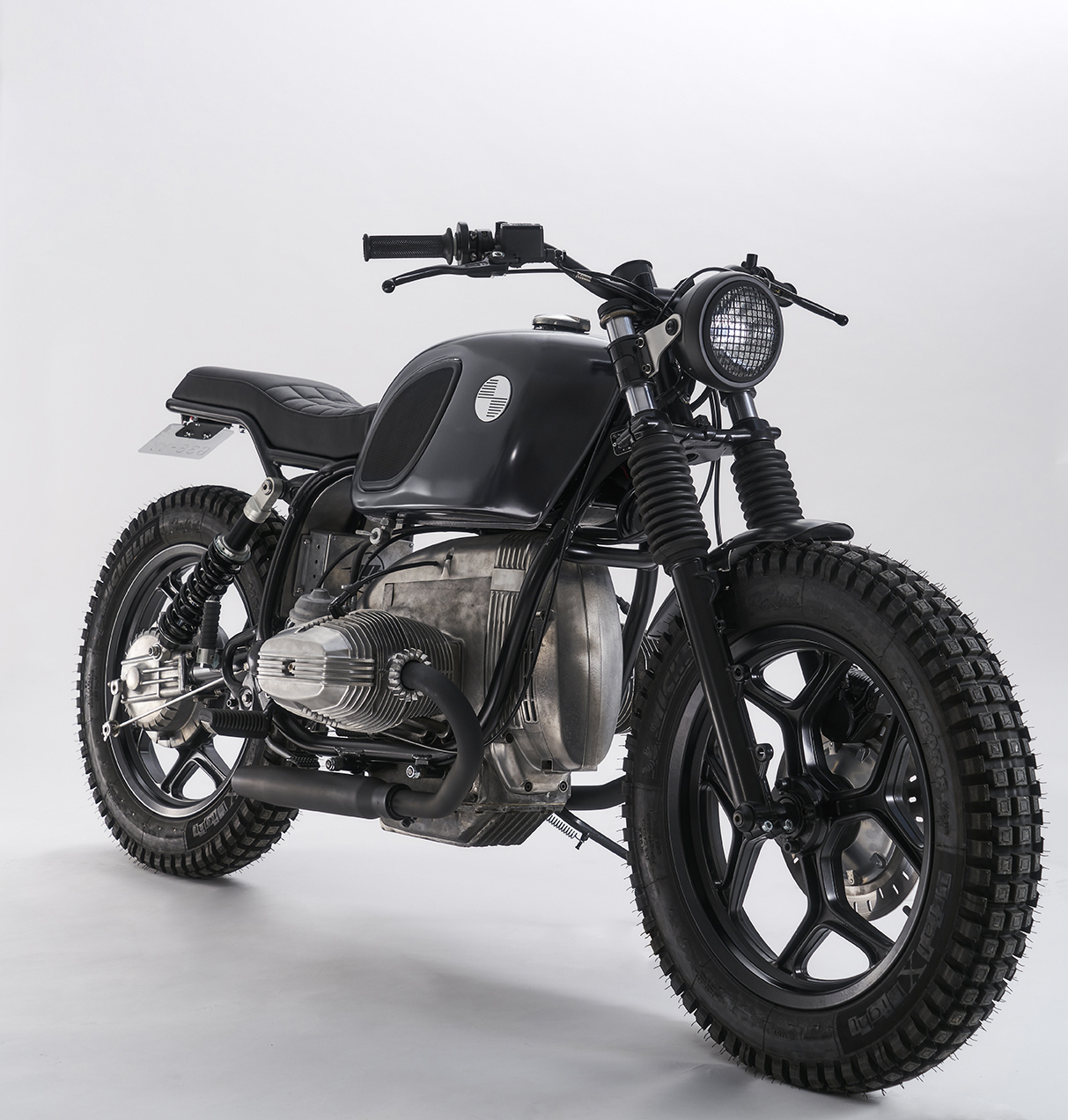 BMW "SUMO" by MUTO-MOTORBIKES - RocketGarage - Cafe Racer Magazine