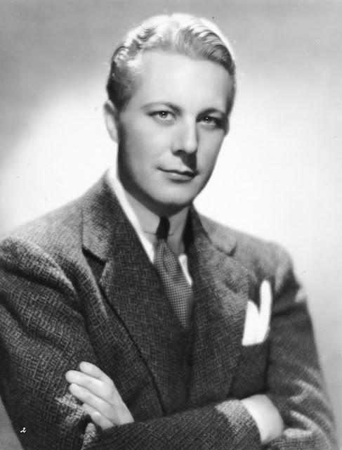 It's The Pictures That Got Small ...: THE MONDAY GLAMOUR 15!