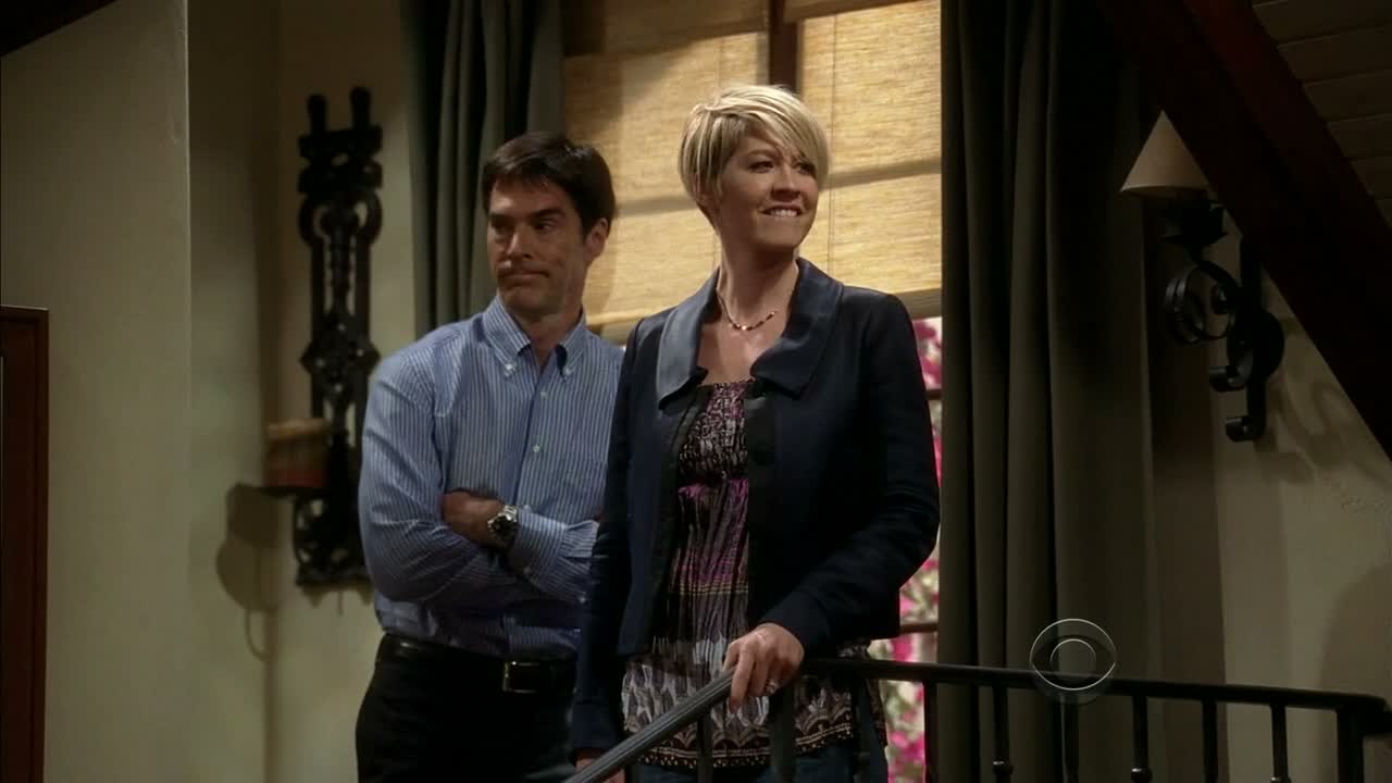 A CASTLE CALLED AWESOME: The Return of Dharma and Greg