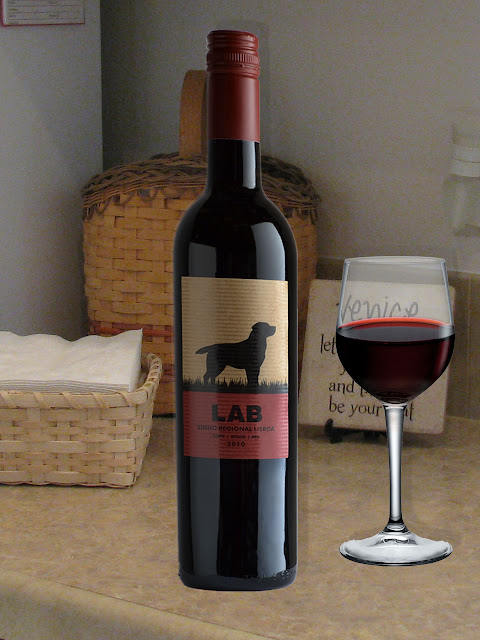 Wine on Wednesday: Lab Red {Lisboa, Portugal}