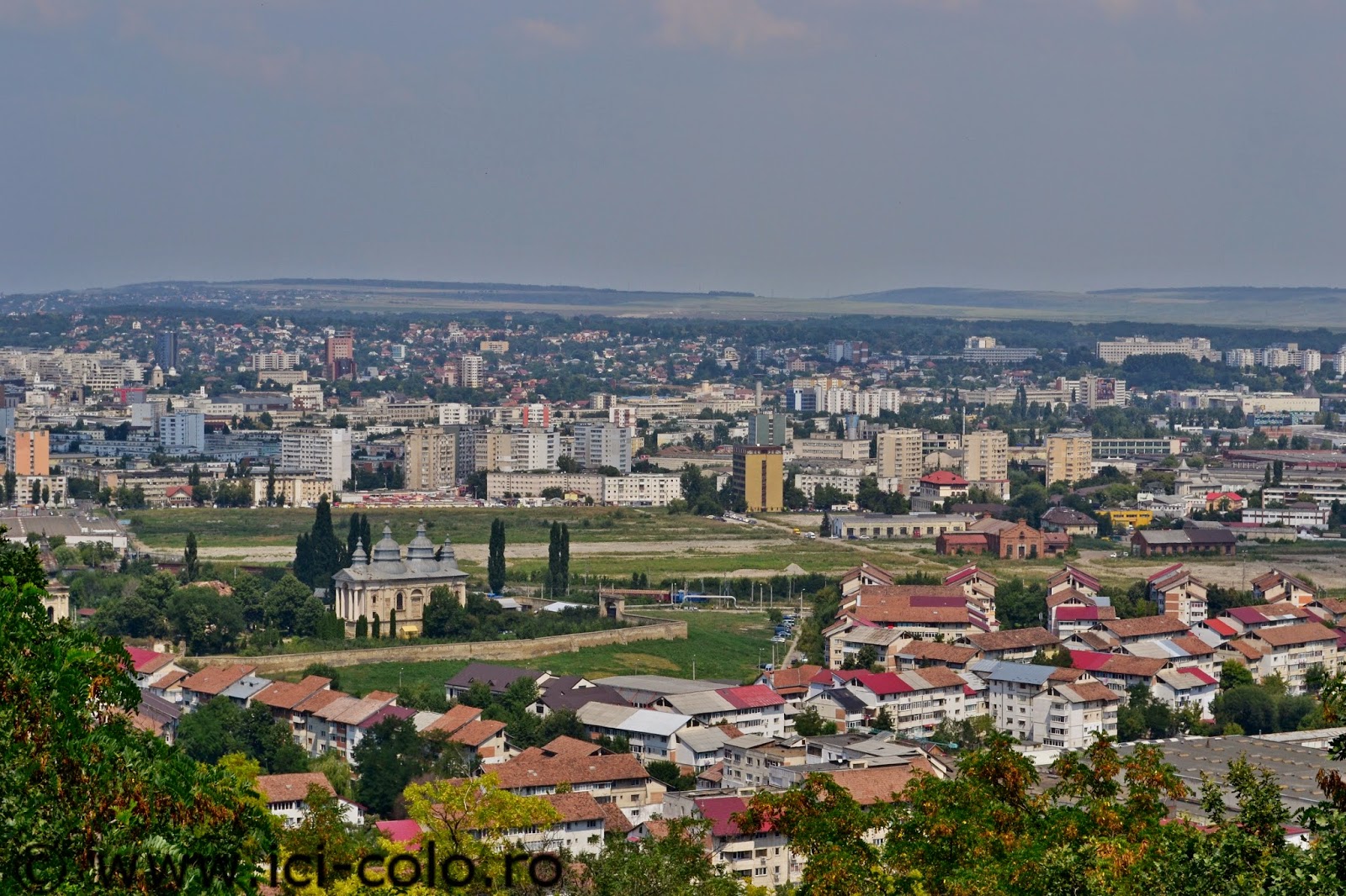 Ici-colo, prin Iași: de ce să te dedulcești la dulcele târg al Ieșilor ...