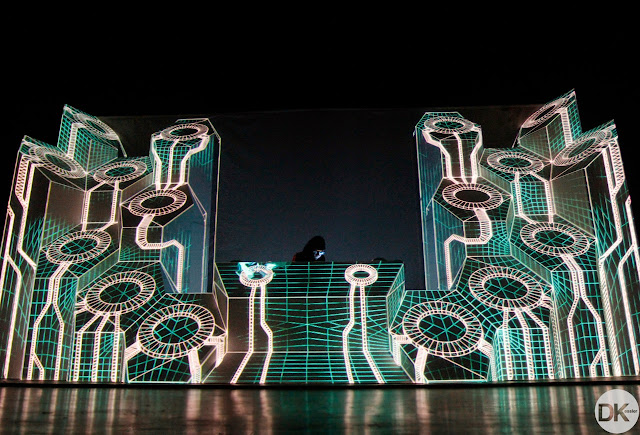 Things::: V Squared Labs and Stefano Novelli: Stage design / 3D mapping ...