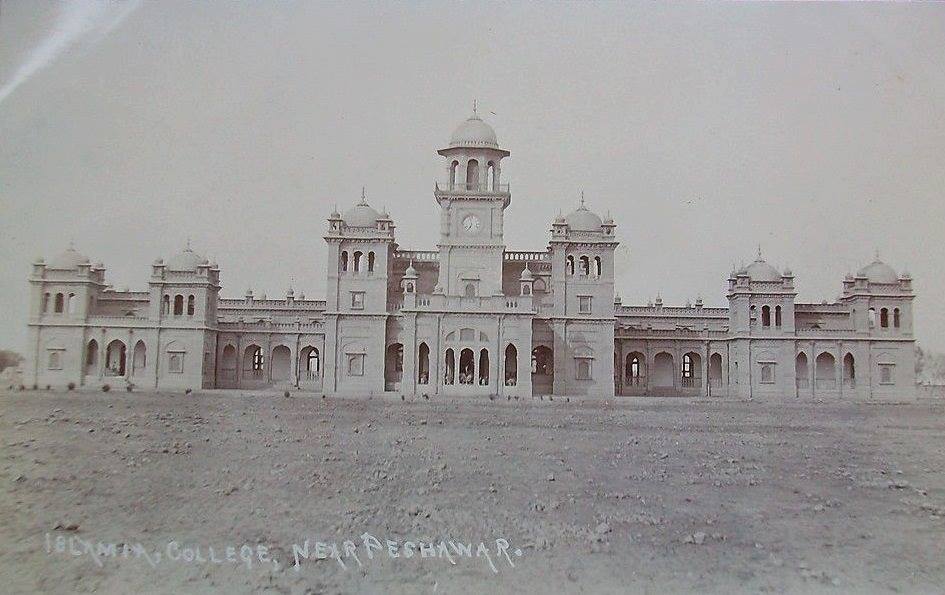 History of Pashtuns: Islamia College, Peshawar