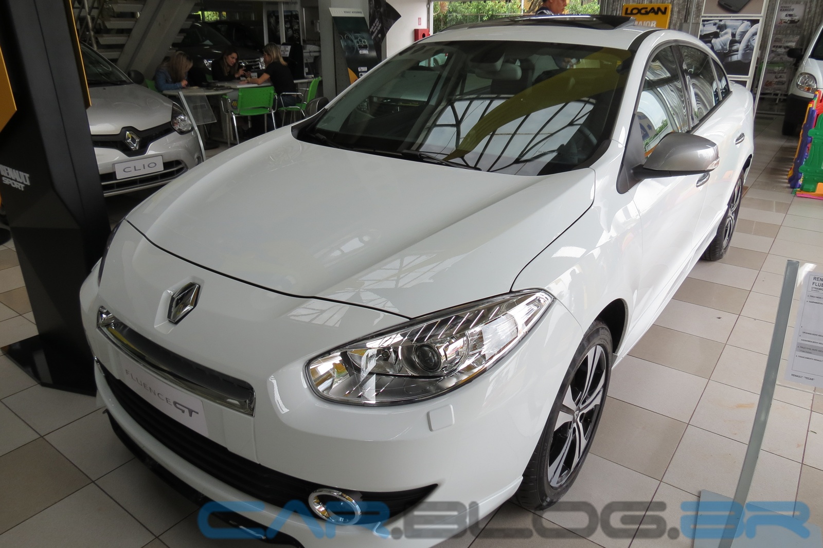 Renault Fluence GT Turbo: fotos, preço e especificações