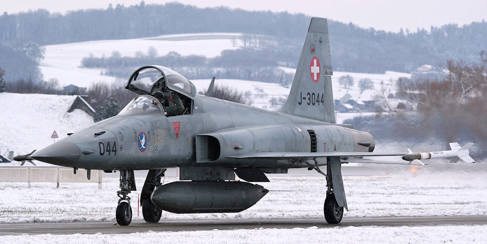 Orbiter.ch Space News: Choice of a new fighter aircraft of the Swiss ...