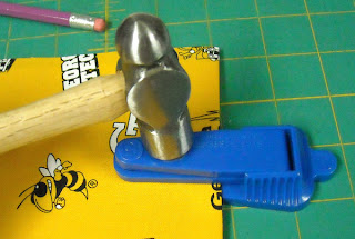 Sid's In Stitches: It's a Snap!