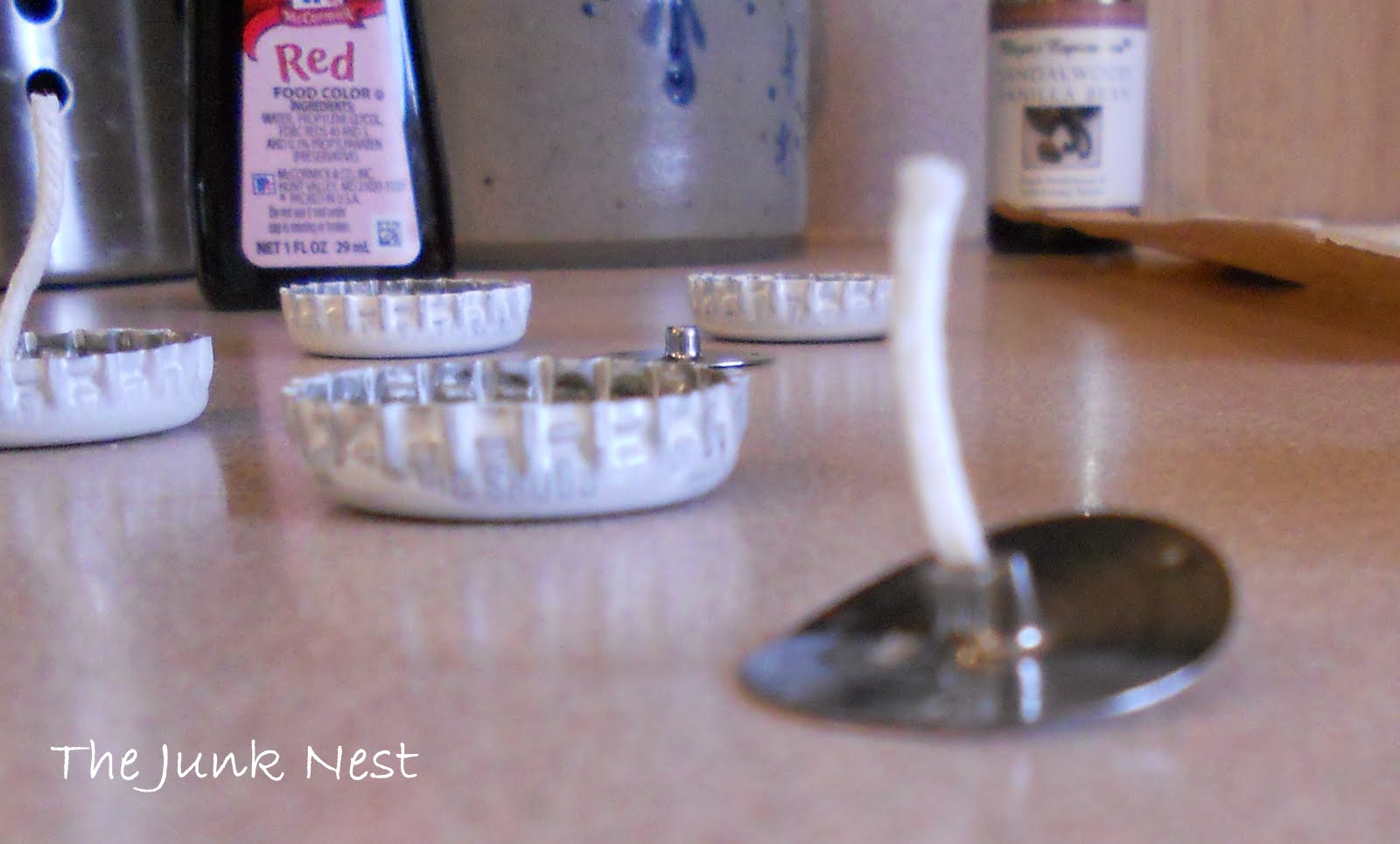The Junk Nest: Bottle Cap Candles - A Tutorial