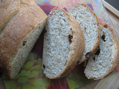 The Messy Apron: Rosemary Raisin Rye Bread