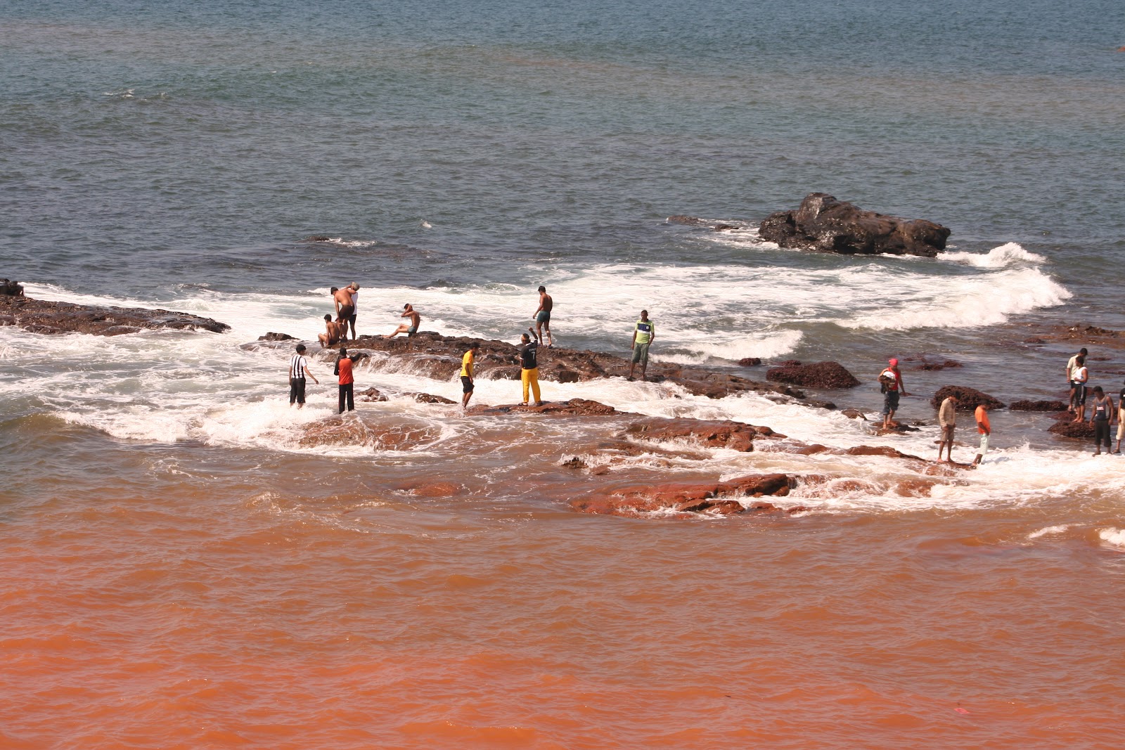Dr S N Prasad, Mysore, India: Sun-drenched Goa with its beckoning ...