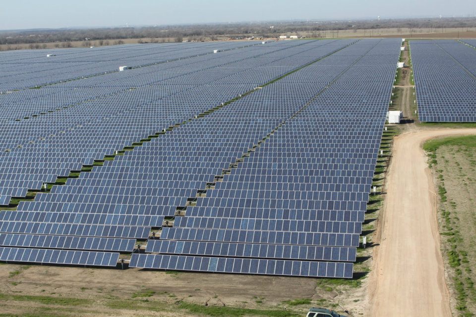 Green Technology: Austin Energy Turns On 30 MW Solar Farm in Texas