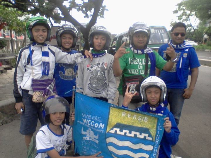Hooligan Persib Jatinangor: holigan setia persib Bandung dari jatinangor