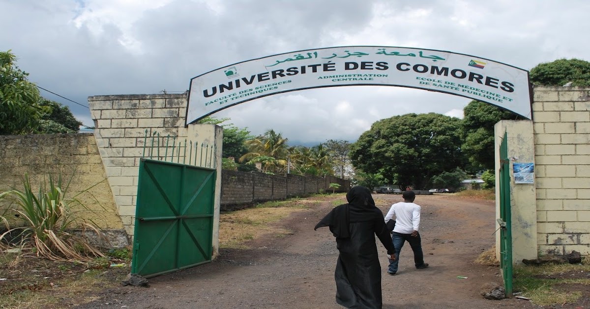 Université des Comores: 600 diplômes disponibles pour 5000 francs le papier | HabarizaComores ...