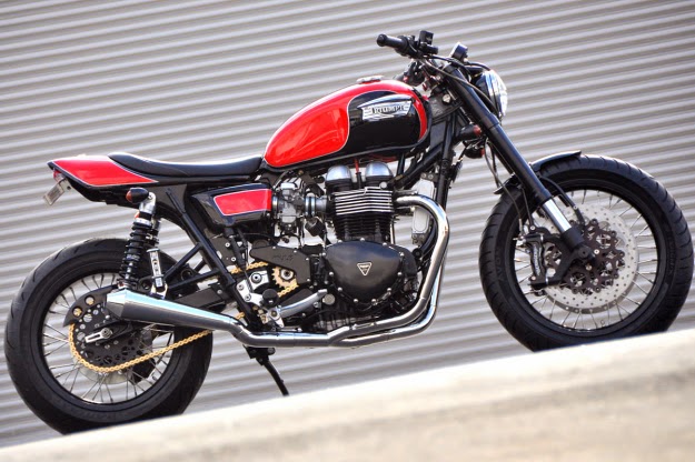 Racing Cafè: Triumph "Cafè Roadster" by Mule Motorcycles