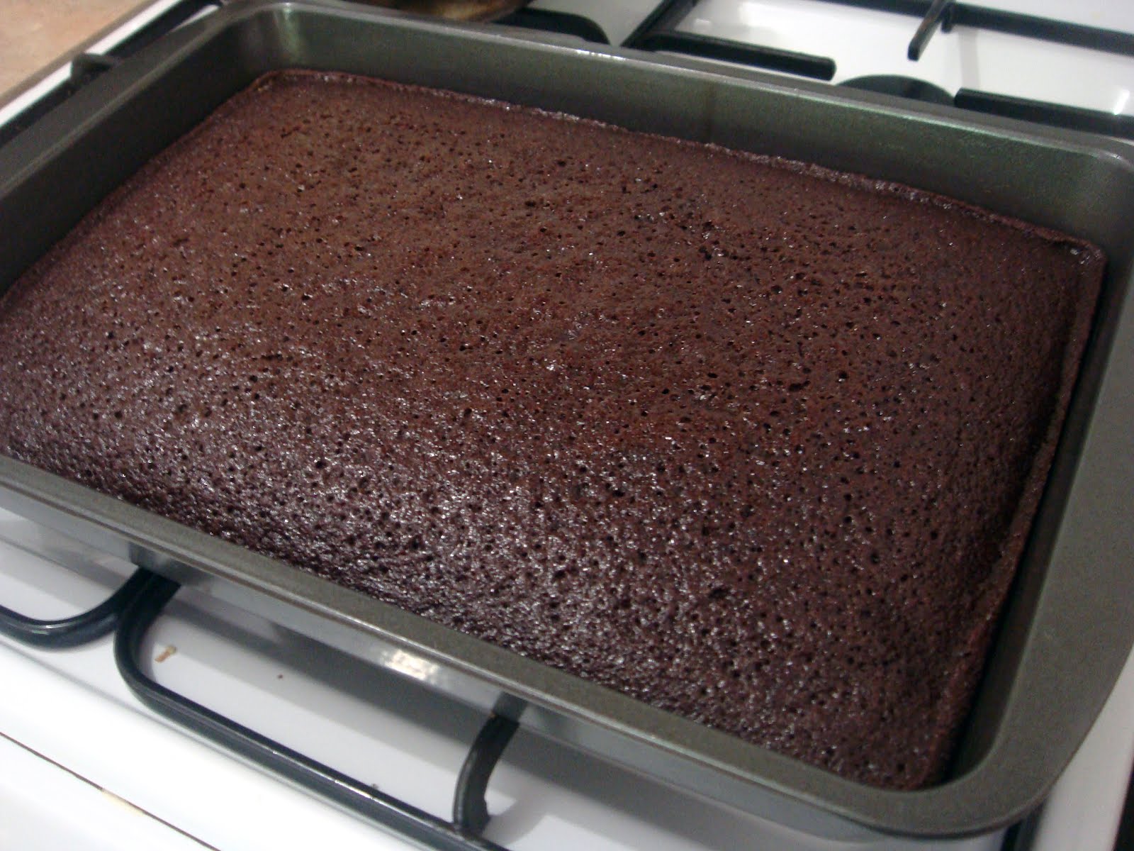 butter hearts sugar: Awesome Chocolate Texas Sheet Cake