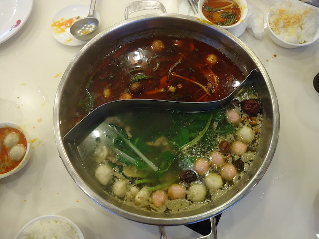 Hot Pot at Xiao Wei Yang | Lady & her Sweet Escapes