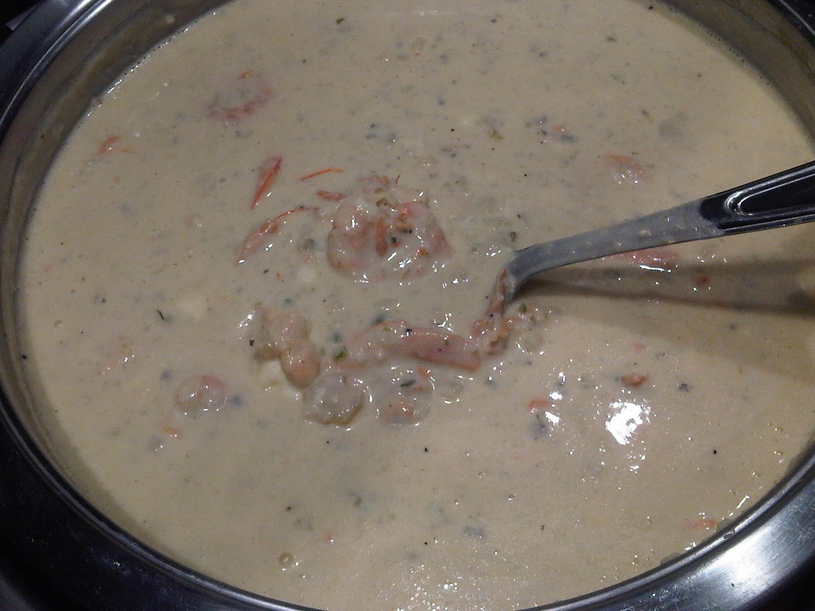 the FOODIE PASSIONISTA.....naadia: ..............prawn CHOWder ...