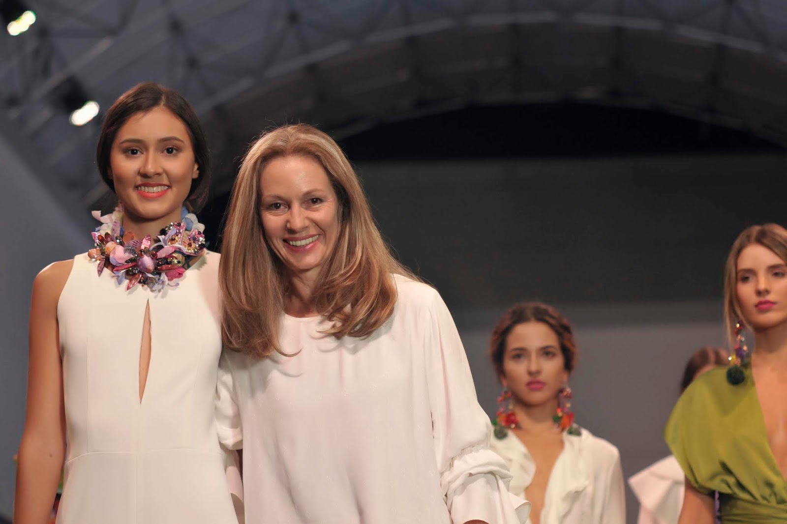 ENFOQUE NOTICIAS Colombia: Bettina Spitz inauguró las pasarelas de Ibagué, Negocios & Moda(R) 2018