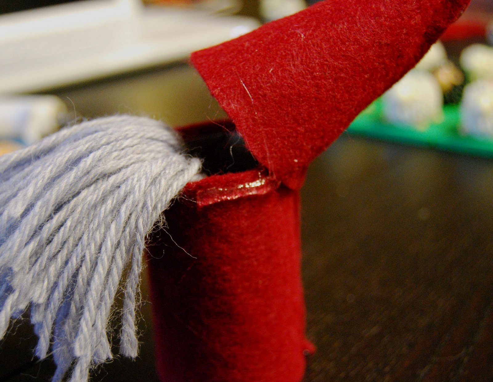 Adventures of a Nervous Knitter: Photo Tutorial: Felt Gnomes