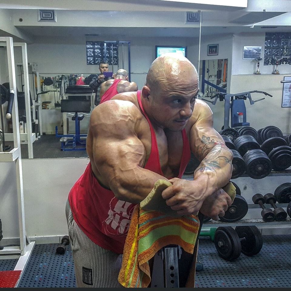 Bodybuilder Muscle Worship: Unknown Greek Bodybuilder