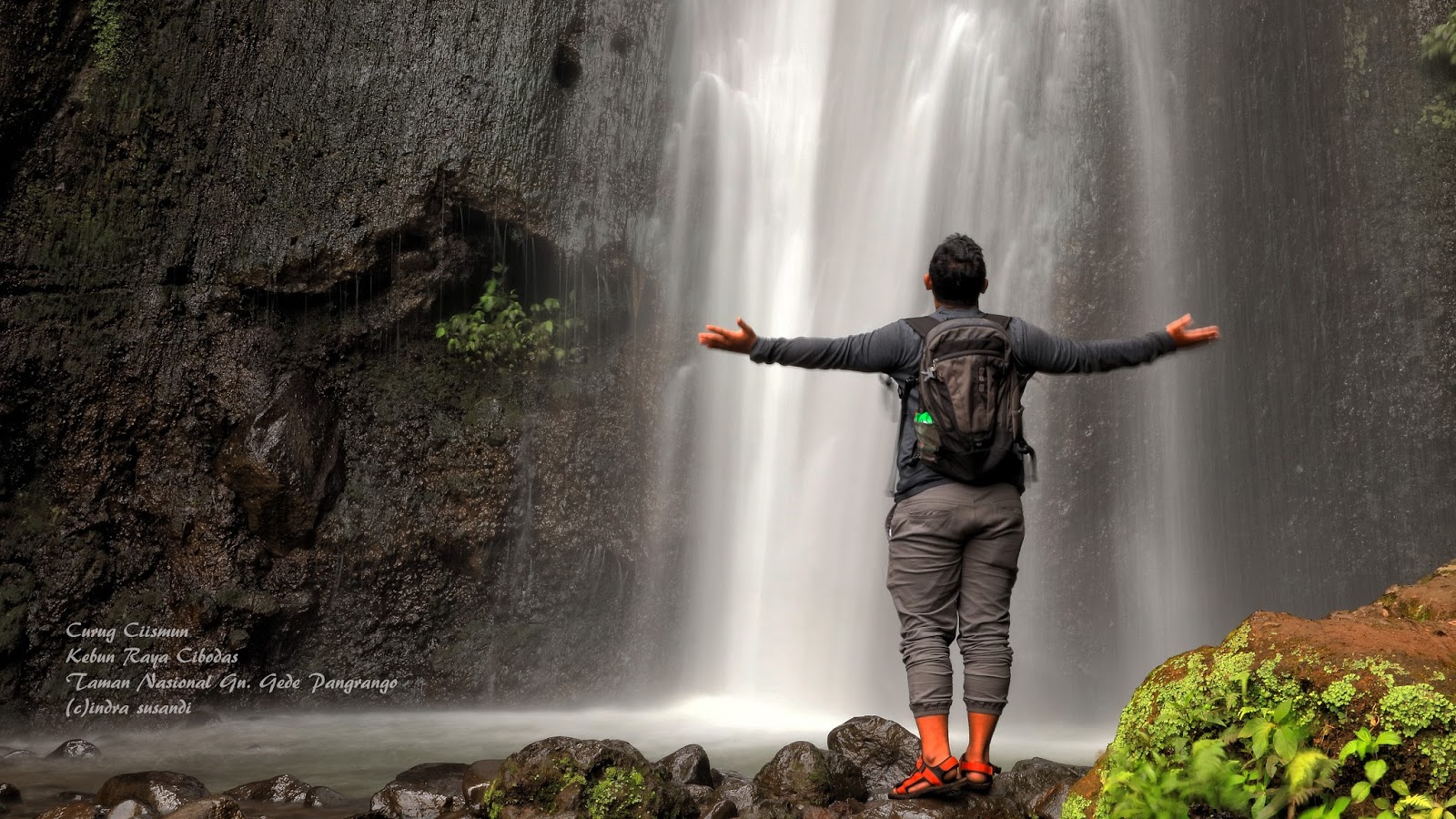 Liburan tahun baru di Kebun Raya Cibodas, Mengunjungi Curug Cibogo dan ...