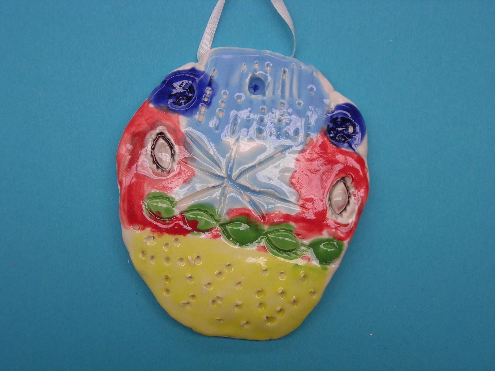 Mrs. Manzella's Student Gallery: 1ST GRADE: CLAY TEXTURED