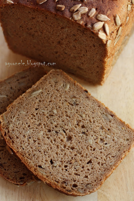 aguonėlė: Ruginė duona su saulėgrąžomis