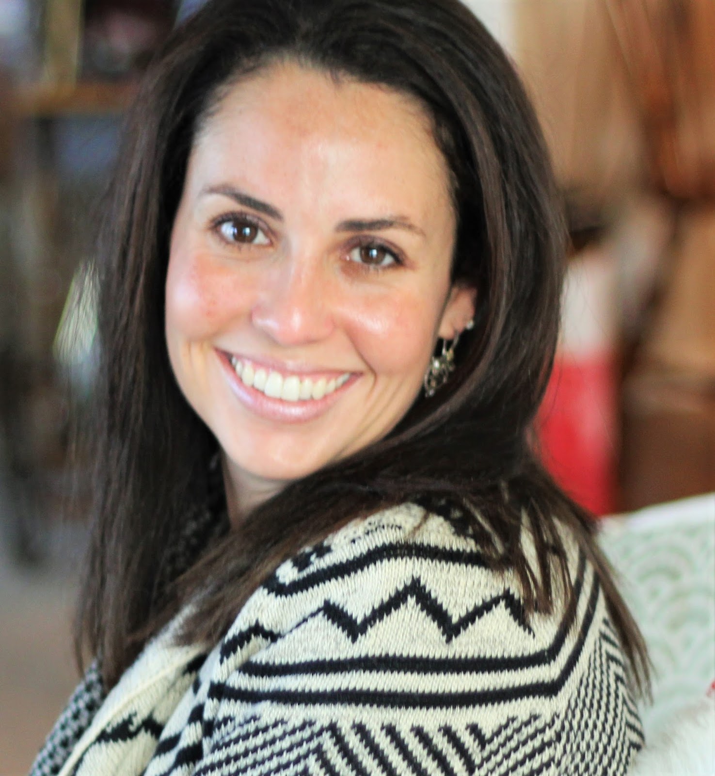 Inside & Out with Karen & Kelie: About Us