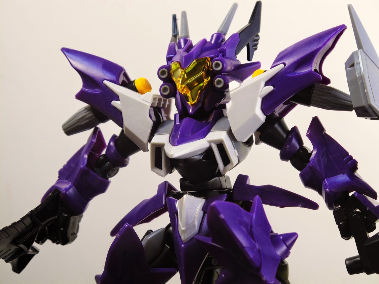 Gunpla and Plastic Model Builder